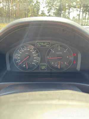 Melns Volvo V50 2012 Rīga, ar dzinēja tilpumu 1.60 L un nobraukumu 373 tūkst. km par 3500 €, foto 9 vietnē AUTOMOTO.COM.LV