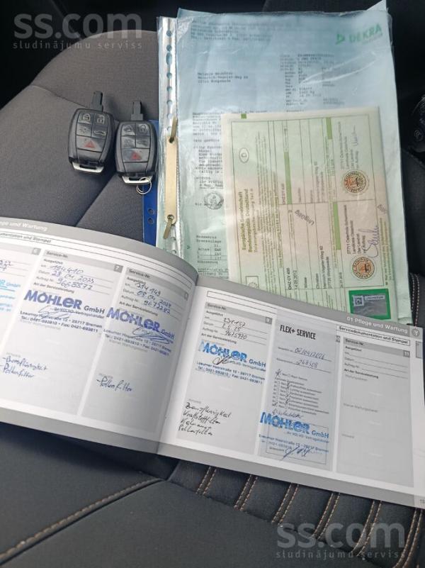 Melns Volvo V50 2012 Saldus, ar dzinēja tilpumu 1.60 L un nobraukumu 256 tūkst. km par 3999 €, foto 9 vietnē AUTOMOTO.COM.LV