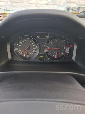 Black Volvo V50 2012 in Valmiera, with an engine capacity of 1.60 L and mileage of 361 thousand km for 3350 €, photo 11 on AUTOMOTO.COM.LV