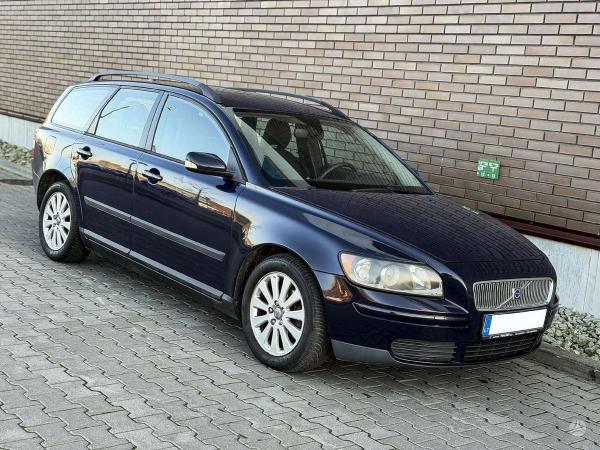 Zils Volvo V50 2005 Klaipėda, ar dzinēja tilpumu 1.60 L un nobraukumu 220 tūkst. km par 1700 €, foto 4 vietnē AUTOMOTO.COM.LV