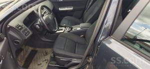 Zils Volvo V50 2009 Daugavpils, ar dzinēja tilpumu 2.00 L un nobraukumu 219 tūkst. km par 3000 €, foto 4 vietnē AUTOMOTO.COM.LV