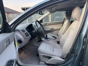 Zils Volvo V50 2004 Jelgava, ar dzinēja tilpumu 2.00 L un nobraukumu 357 tūkst. km par 2300 €, foto 9 vietnē AUTOMOTO.COM.LV