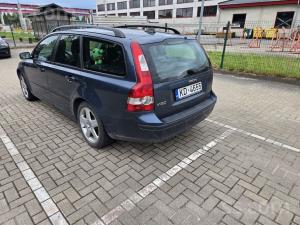 Zils Volvo V50 2005 Rīga, ar dzinēja tilpumu 2.00 L un nobraukumu 312 tūkst. km par 2100 €, foto 3 vietnē AUTOMOTO.COM.LV