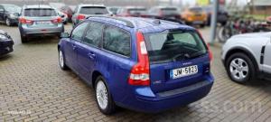 Blue Volvo V50 2005 in Talsi, with an engine capacity of 2.00 L and mileage of 373 thousand km for 2970 €, photo 17 on AUTOMOTO.COM.LV
