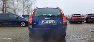 Blue Volvo V50 2005 in Talsi, with an engine capacity of 2.00 L and mileage of 373 thousand km for 2970 €, photo 19 on AUTOMOTO.COM.LV