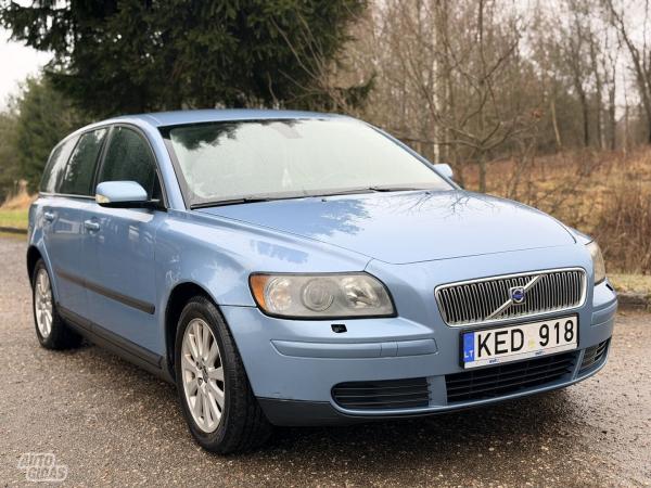 Blue Volvo V50 2005 in Utena, with an engine capacity of 1.80 L and mileage of 315 thousand km for 550 €, photo 3 on AUTOMOTO.COM.LV
