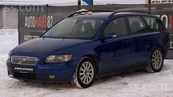 Blue Volvo V50 2005 in Liepaja, with an engine capacity of 2.00 L and mileage of 338 thousand km for 1750 €, photo 8 on AUTOMOTO.COM.LV