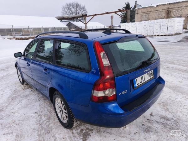 Blue Volvo V50 2005 in Taurage, with an engine capacity of 1.60 L and mileage of 354 thousand km for 1850 €, photo 3 on AUTOMOTO.COM.LV