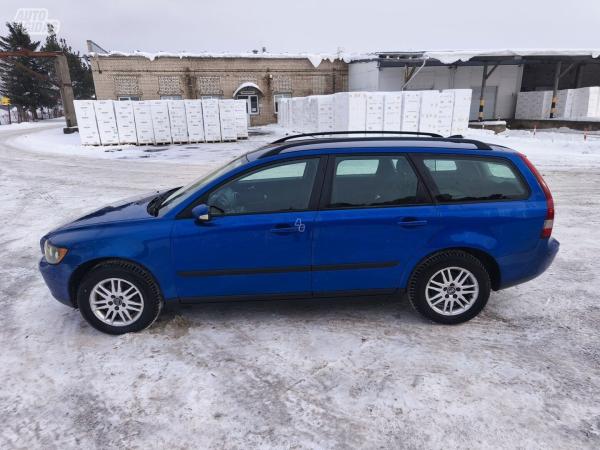 Blue Volvo V50 2005 in Taurage, with an engine capacity of 1.60 L and mileage of 354 thousand km for 1850 €, photo 7 on AUTOMOTO.COM.LV