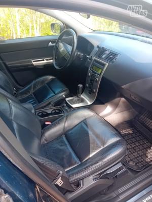 Blue Volvo V50 2005 in Vilnius, with an engine capacity of 1.60 L and mileage of 248 thousand km for 2100 €, photo 5 on AUTOMOTO.COM.LV