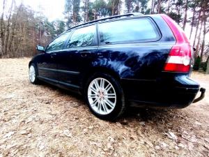 Zils Volvo V50 2005 Rīga, ar dzinēja tilpumu 2.00 L un nobraukumu 250 tūkst. km par 2200 €, foto 7 vietnē AUTOMOTO.COM.LV