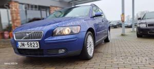 Blue Volvo V50 2005 in Talsi, with an engine capacity of 2.00 L and mileage of 373 thousand km for 2970 €, photo  on AUTOMOTO.COM.LV