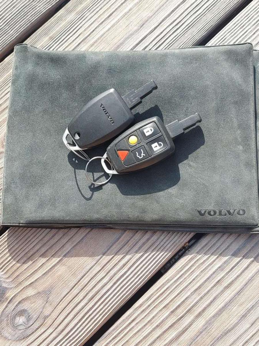 Zils Volvo V50 2005 Kauņa, ar dzinēja tilpumu 2.00 L un nobraukumu 340 tūkst. km par 2650 €, foto 11 vietnē AUTOMOTO.COM.LV