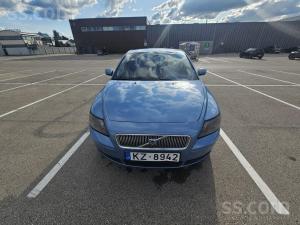 Zils Volvo V50 2005 Rīga, ar dzinēja tilpumu 1.60 L un nobraukumu 326 tūkst. km par 1500 €, foto 4 vietnē AUTOMOTO.COM.LV