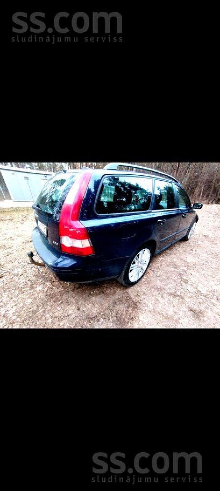 Blue Volvo V50 2005 in Riga, with an engine capacity of 2.00 L and mileage of 345 thousand km for 1800 €, photo 5 on AUTOMOTO.COM.LV