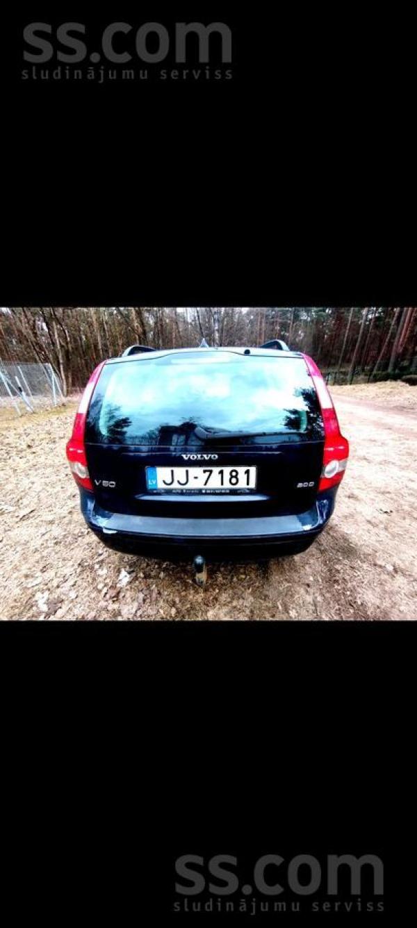 Blue Volvo V50 2005 in Riga, with an engine capacity of 2.00 L and mileage of 345 thousand km for 1800 €, photo 9 on AUTOMOTO.COM.LV
