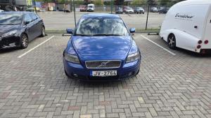 Blue Volvo V50 2005 in Riga, with an engine capacity of 2.40 L and mileage of 274 thousand km for 1900 €, photo 3 on AUTOMOTO.COM.LV