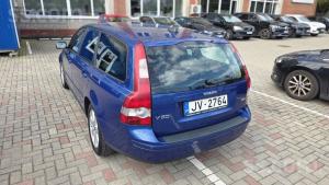 Blue Volvo V50 2005 in Riga, with an engine capacity of 2.40 L and mileage of 274 thousand km for 1900 €, photo 10 on AUTOMOTO.COM.LV