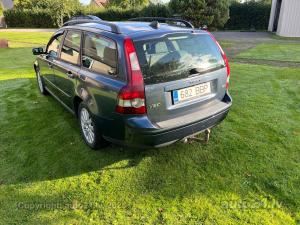 Zils Volvo V50 2005 Tartu, ar dzinēja tilpumu 2.00 L un nobraukumu 0 tūkst. km par 1999 €, foto 5 vietnē AUTOMOTO.COM.LV