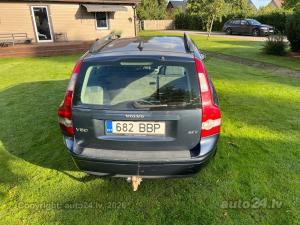 Zils Volvo V50 2005 Tartu, ar dzinēja tilpumu 2.00 L un nobraukumu 0 tūkst. km par 1999 €, foto 15 vietnē AUTOMOTO.COM.LV