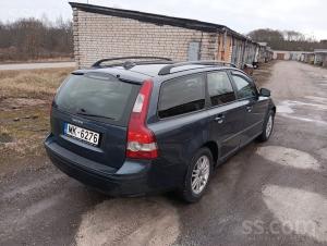 Zils Volvo V50 2006 Rēzekne, ar dzinēja tilpumu 1.60 L un nobraukumu 408 tūkst. km par 2200 €, foto 3 vietnē AUTOMOTO.COM.LV