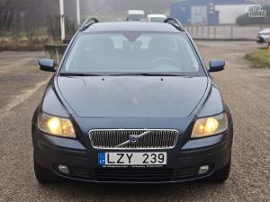 Zils Volvo V50 2006 Viļņa, ar dzinēja tilpumu 1.60 L un nobraukumu 319 tūkst. km par 1300 €, foto 7 vietnē AUTOMOTO.COM.LV