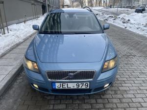 Blue Volvo V50 2006 in Vilnius, with an engine capacity of 2.00 L and mileage of 300 thousand km for 1850 €, photo 5 on AUTOMOTO.COM.LV