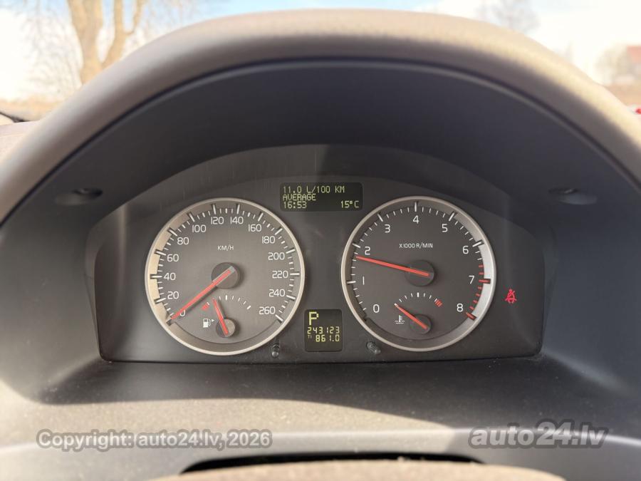 Zils Volvo V50 2006 Elva, ar dzinēja tilpumu 2.40 L un nobraukumu 240 tūkst. km par 2498 €, foto 6 vietnē AUTOMOTO.COM.LV