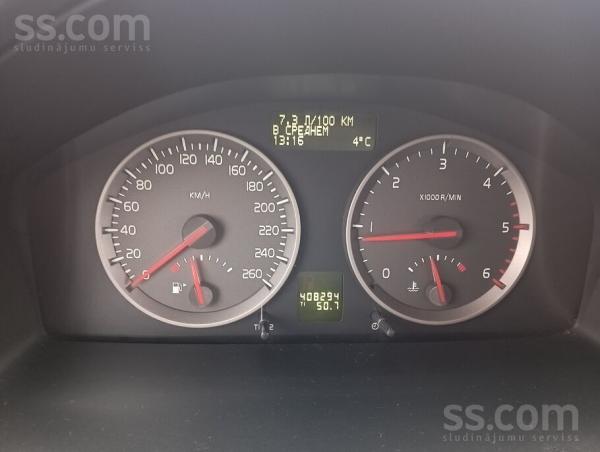Zils Volvo V50 2006 Rēzekne, ar dzinēja tilpumu 1.60 L un nobraukumu 408 tūkst. km par 2000 €, foto 6 vietnē AUTOMOTO.COM.LV