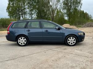Blue Volvo V50 2006 in Riga, with an engine capacity of 2.00 L and mileage of 0 thousand km for 1690 €, photo 7 on AUTOMOTO.COM.LV