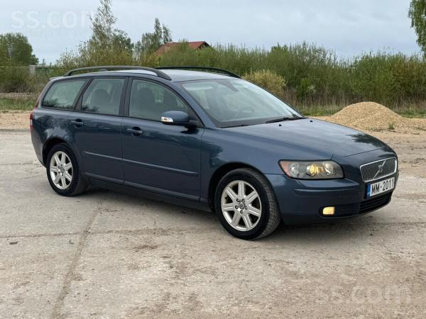 Blue Volvo V50 2006 in Riga, with an engine capacity of 2.00 L and mileage of 0 thousand km for 1690 €, photo 7 on AUTOMOTO.COM.LV