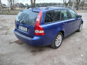 Blue Volvo V50 2006 in Riga, with an engine capacity of 1.60 L and mileage of 348 thousand km for 2250 €, photo 5 on AUTOMOTO.COM.LV