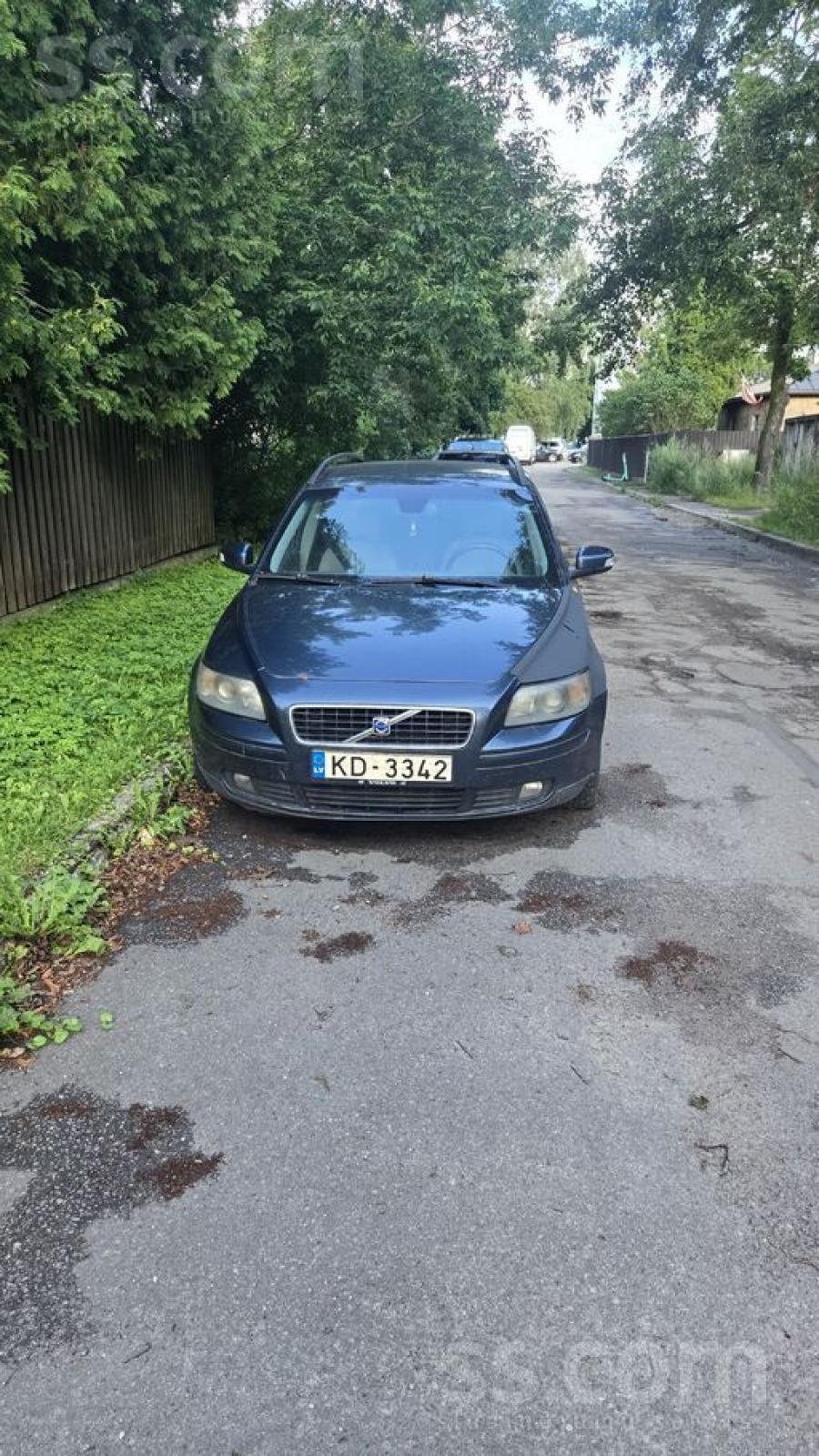 Zils Volvo V50 2006 Rīga, ar dzinēja tilpumu 2.00 L un nobraukumu 386 tūkst. km par 1250 €, foto 3 vietnē AUTOMOTO.COM.LV
