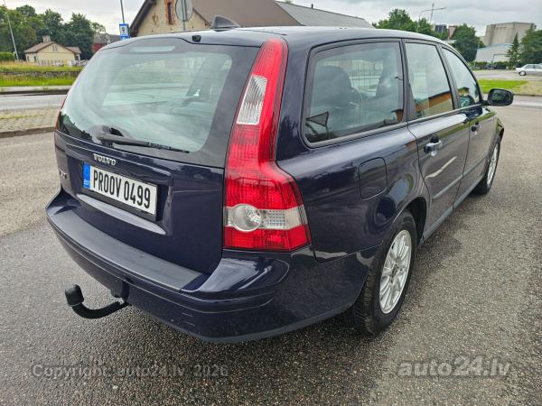 Blue Volvo V50 2006 in Paide, with an engine capacity of 1.60 L and mileage of 248 thousand km for 3350 €, photo 4 on AUTOMOTO.COM.LV
