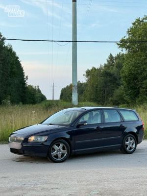 Zils Volvo V50 2006 Viļņa, ar dzinēja tilpumu 1.80 L un nobraukumu 206 tūkst. km par 1000 €, foto 3 vietnē AUTOMOTO.COM.LV