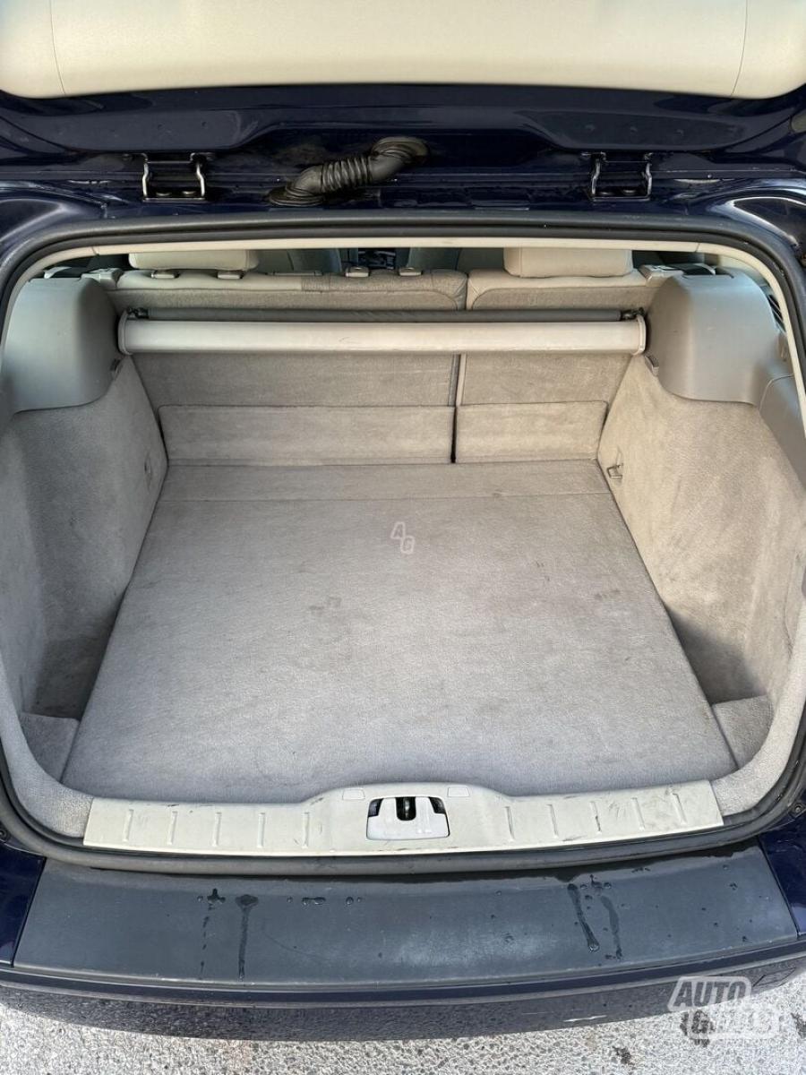 Zils Volvo V50 2006 Viļņa, ar dzinēja tilpumu 1.80 L un nobraukumu 206 tūkst. km par 1000 €, foto 18 vietnē AUTOMOTO.COM.LV