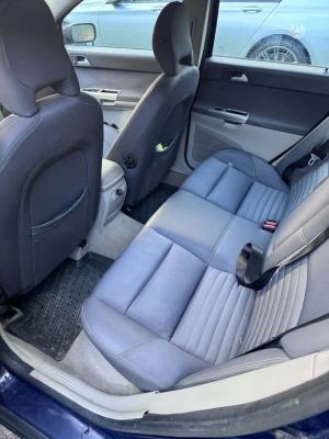 Blue Volvo V50 2006 in Vilnius, with an engine capacity of 1.80 L and mileage of 324 thousand km for 1550 €, photo 17 on AUTOMOTO.COM.LV