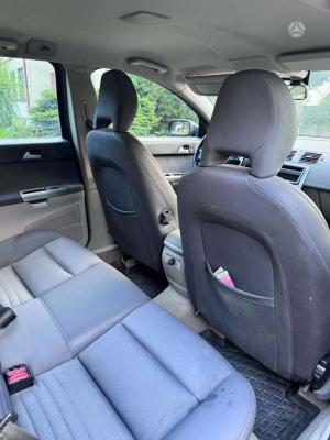 Blue Volvo V50 2006 in Vilnius, with an engine capacity of 1.80 L and mileage of 324 thousand km for 1550 €, photo 18 on AUTOMOTO.COM.LV