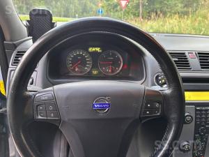 Синий Вольво В50 2006 в Рига, объемом двигателя 2.00 л и пробегом 322 тыс. км за 1400 €, фото 11 на AUTOMOTO.COM.LV