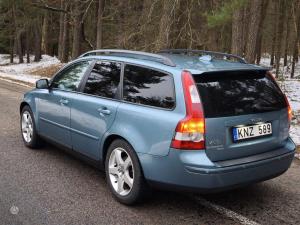 Blue Volvo V50 2007 in Kaunas, with an engine capacity of 2.00 L and mileage of 322 thousand km for 1700 €, photo 3 on AUTOMOTO.COM.LV
