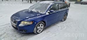 Zils Volvo V50 2007 Rīga, ar dzinēja tilpumu 1.60 L un nobraukumu 418 tūkst. km par 1350 €, foto  vietnē AUTOMOTO.COM.LV