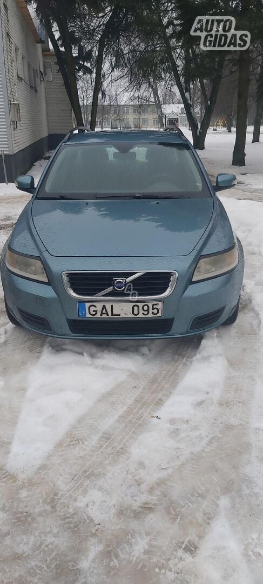 Blue Volvo V50 2007 in Vilkaviskis, with an engine capacity of 1.60 L and mileage of 325 thousand km for 2500 €, photo 2 on AUTOMOTO.COM.LV