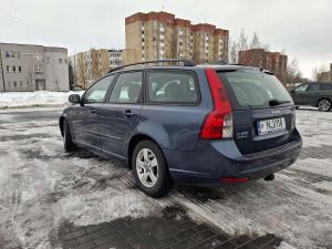 Blue Volvo V50 2007 in Kaunas, with an engine capacity of 1.60 L and mileage of 262 thousand km for 2400 €, photo 3 on AUTOMOTO.COM.LV