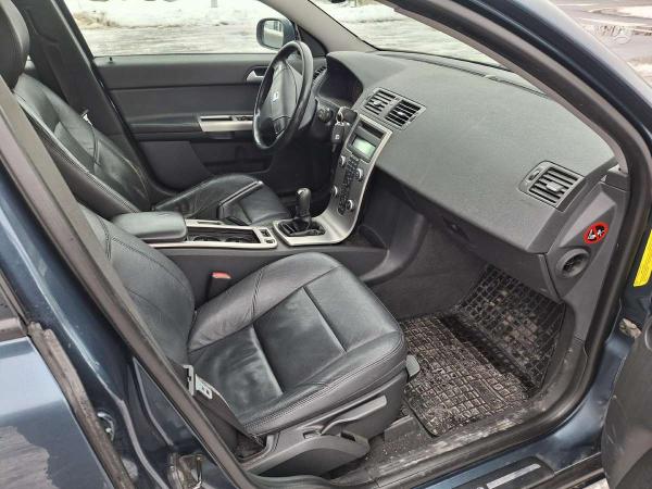 Zils Volvo V50 2007 Kauņa, ar dzinēja tilpumu 1.60 L un nobraukumu 262 tūkst. km par 2400 €, foto 11 vietnē AUTOMOTO.COM.LV