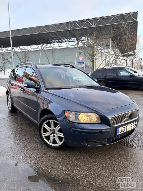 Blue Volvo V50 2007 in Klaipeda, with an engine capacity of 2.00 L and mileage of 351 thousand km for 750 €, photo 1 on AUTOMOTO.COM.LV