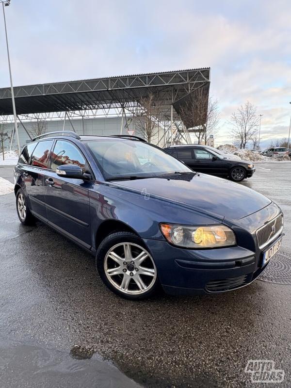 Blue Volvo V50 2007 in Klaipeda, with an engine capacity of 2.00 L and mileage of 351 thousand km for 750 €, photo 7 on AUTOMOTO.COM.LV
