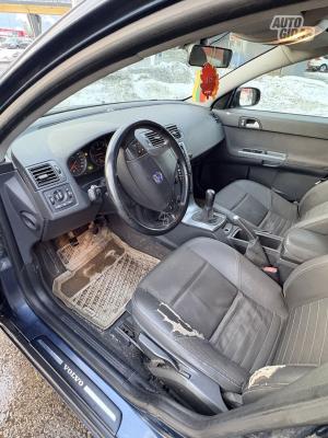 Zils Volvo V50 2007 Klaipėda, ar dzinēja tilpumu 2.00 L un nobraukumu 351 tūkst. km par 750 €, foto 8 vietnē AUTOMOTO.COM.LV