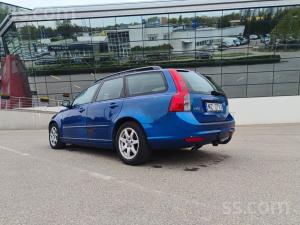 Blue Volvo V50 2007 in Riga, with an engine capacity of 2.40 L and mileage of 0 thousand km for 1400 €, photo  on AUTOMOTO.COM.LV