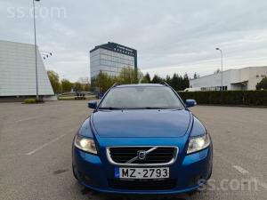 Blue Volvo V50 2007 in Riga, with an engine capacity of 2.40 L and mileage of 0 thousand km for 1400 €, photo 3 on AUTOMOTO.COM.LV
