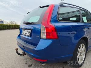 Blue Volvo V50 2007 in Riga, with an engine capacity of 2.40 L and mileage of 0 thousand km for 1400 €, photo 7 on AUTOMOTO.COM.LV